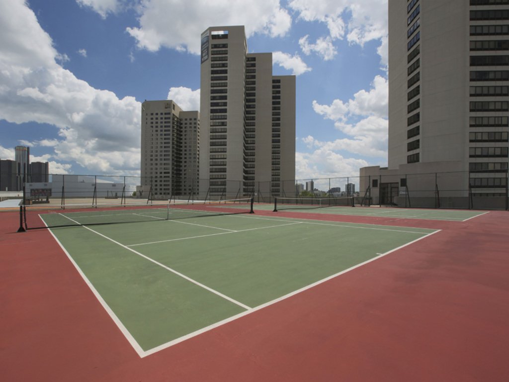 Detroit High Rise Apartments | Riverfront Towers | Amenities