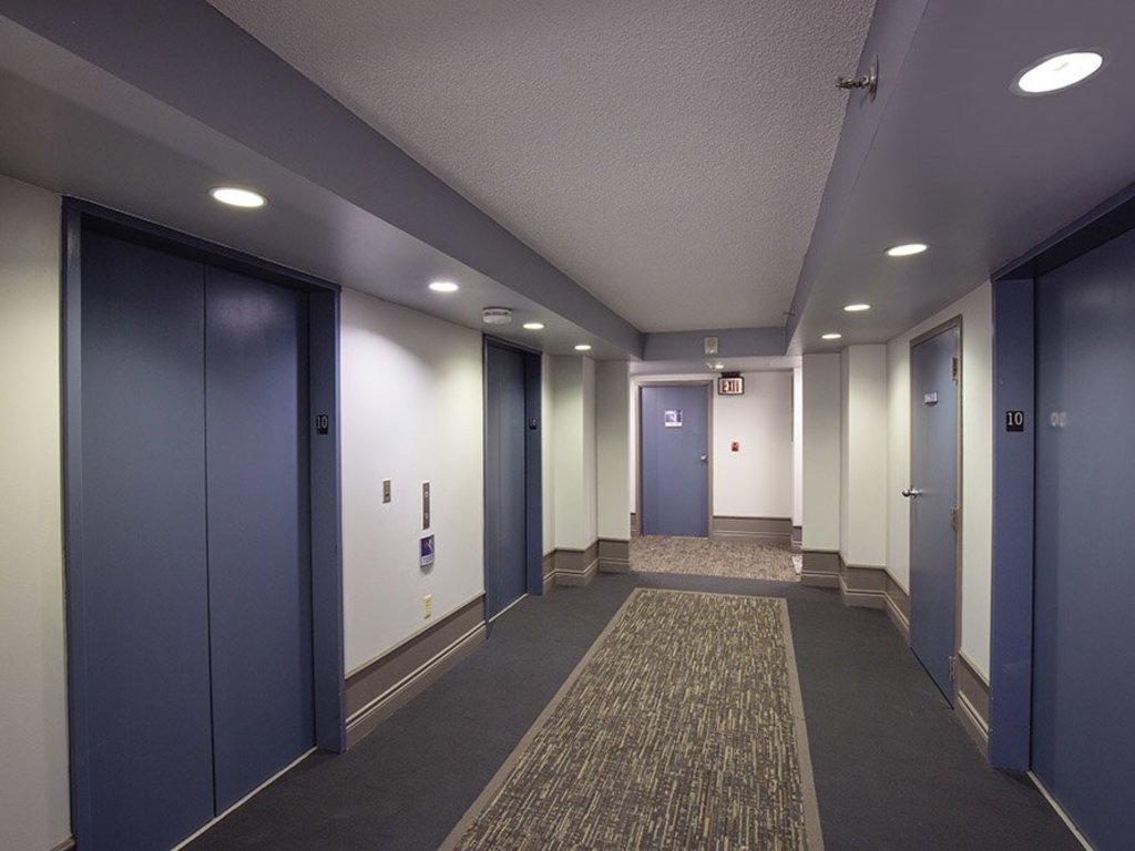 Detroit High Rise Apartments | Riverfront Towers | Amenities