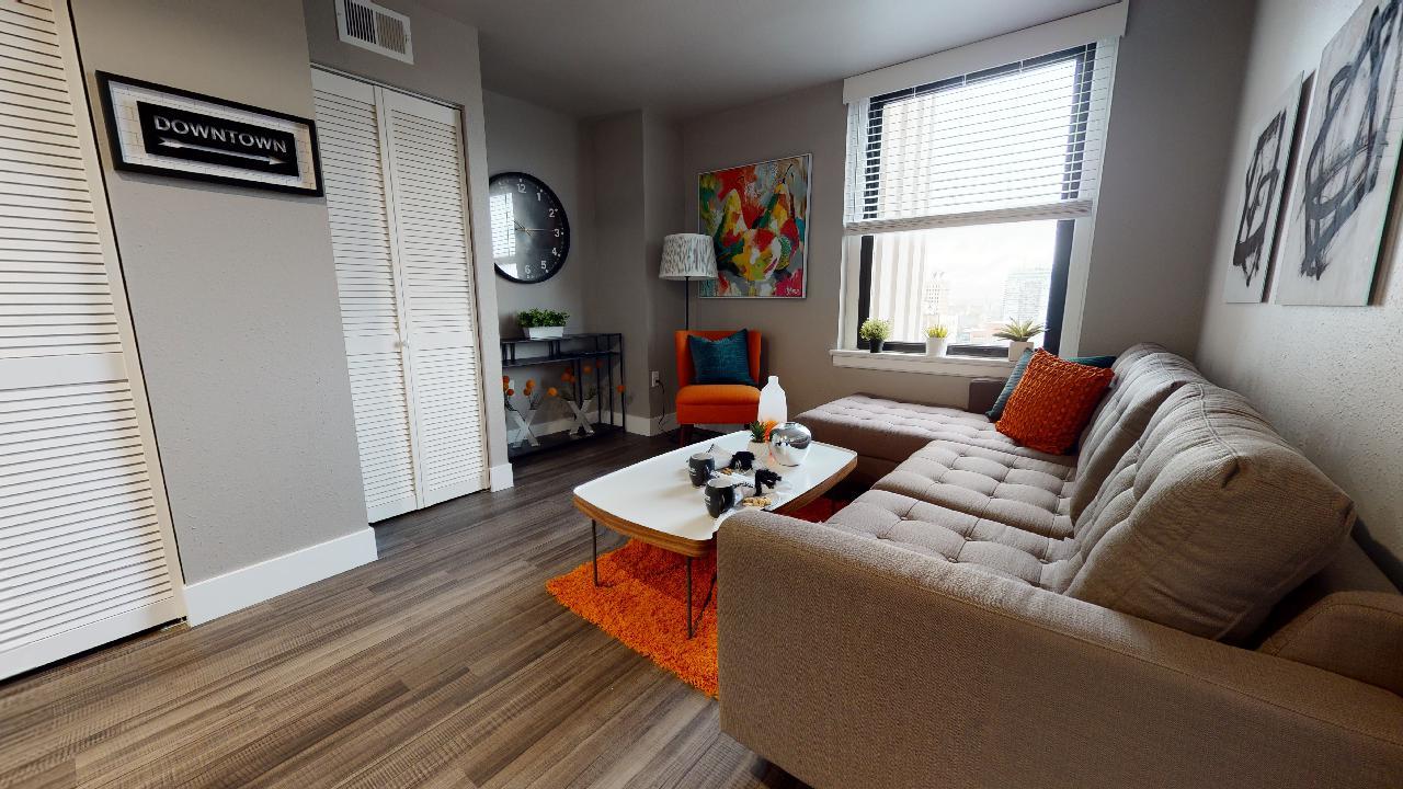 The Flats on Fifth Louisville, KY | Welcome Home