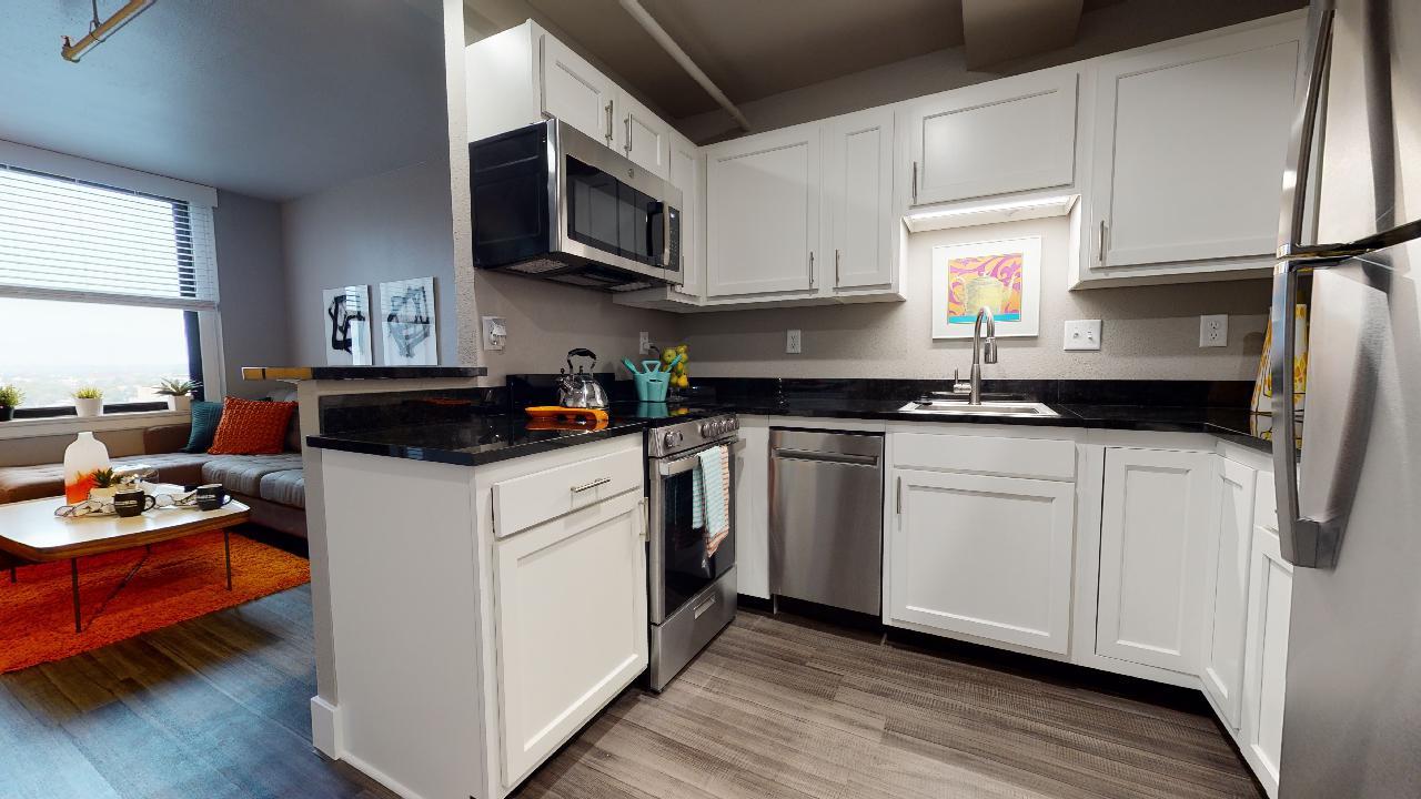 The Flats on Fifth Louisville, KY | Welcome Home