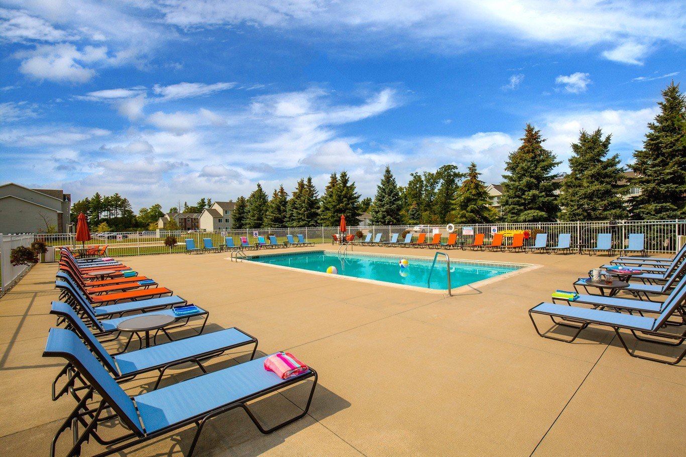 Apartments in Bath MI | Somerset Park Apartments | Home