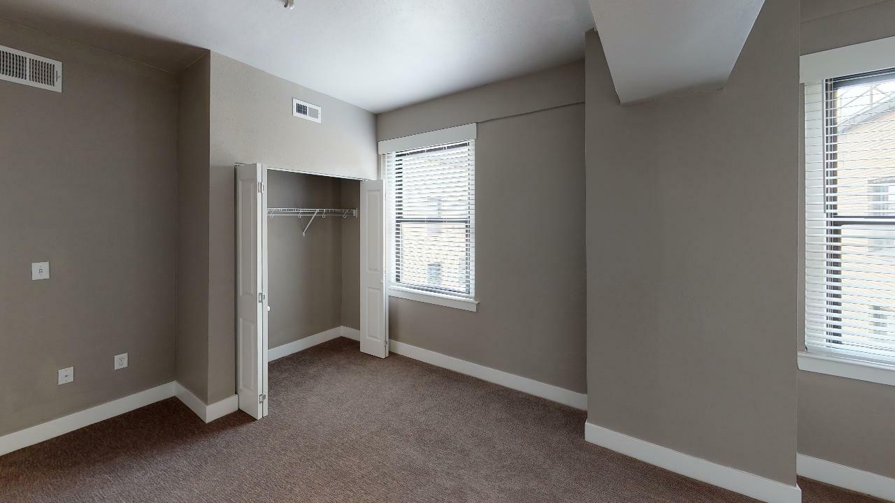 Luxury Apartments in Louisville, KY | The Flats on Fifth | Leasing Now!