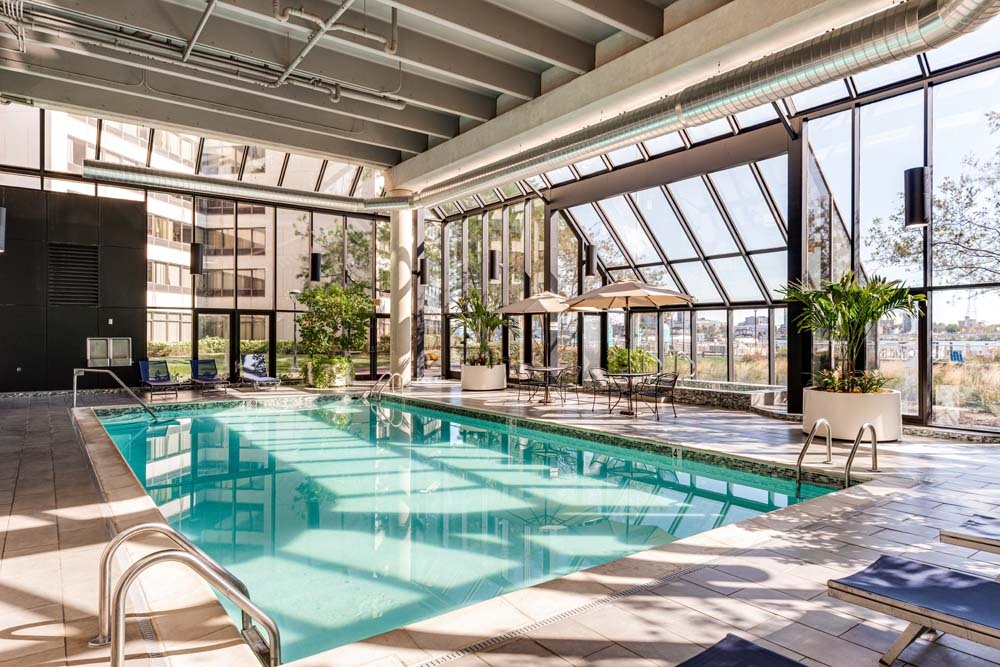 Detroit Riverfront Apartments | Riverfront Towers | Welcome