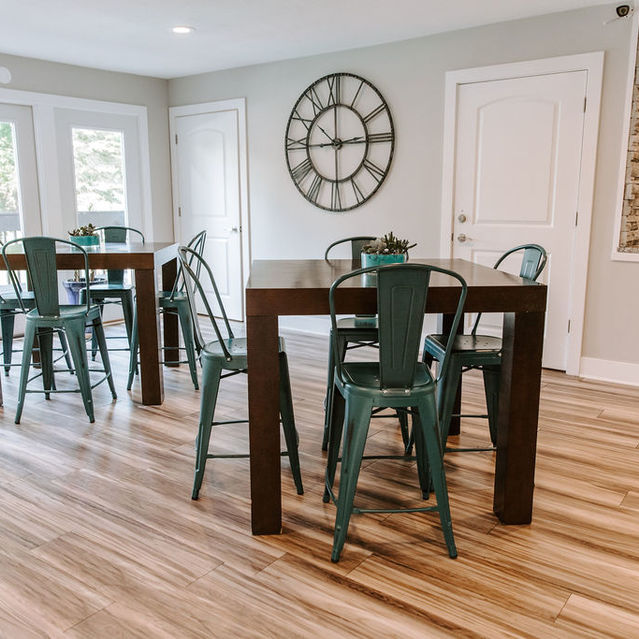 Holland Michigan Apartments | Spring Brook Apartments