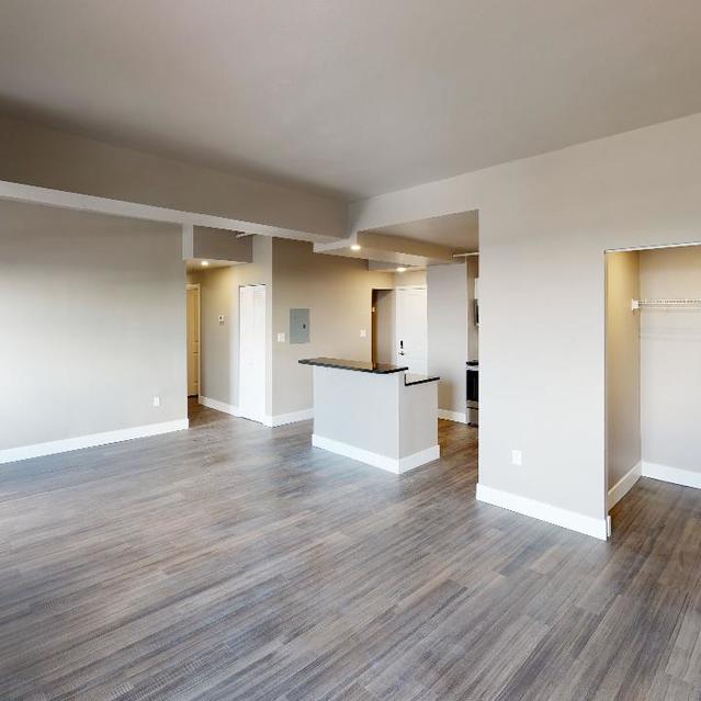 Louisville Luxury Apartments | The Flats on Fifth | Contact